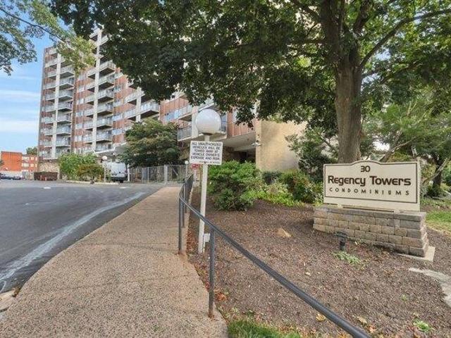 house with 2 bedroom, Hartford CT ES105144323