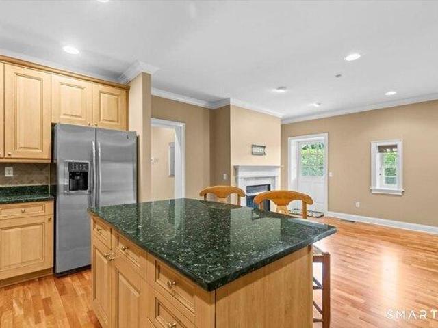 house with 2 bedroom, Hartford CT ES105139954