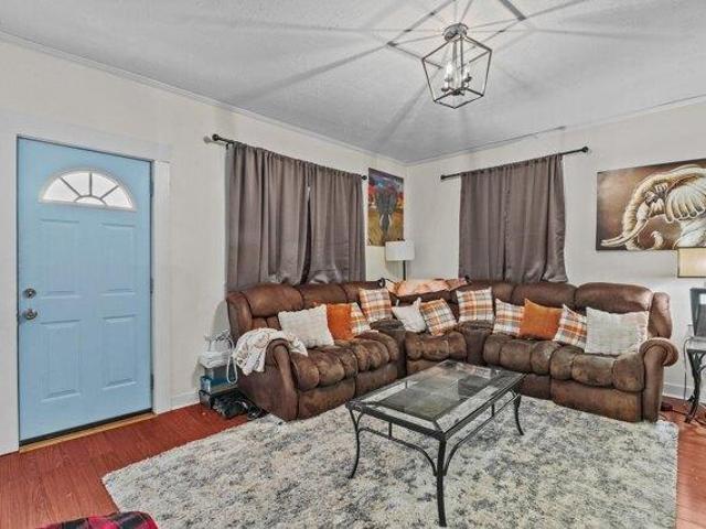 house with 2 bedroom, Hattiesburg MS DS88736397