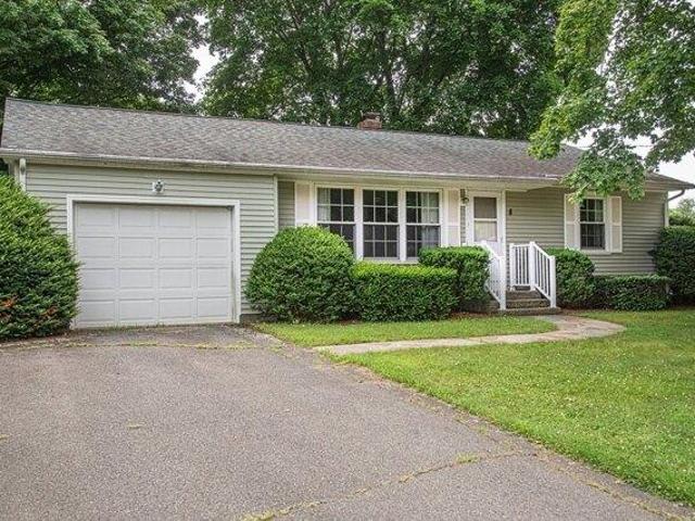 house with 2 bedroom, Hatfield MA DS104188286