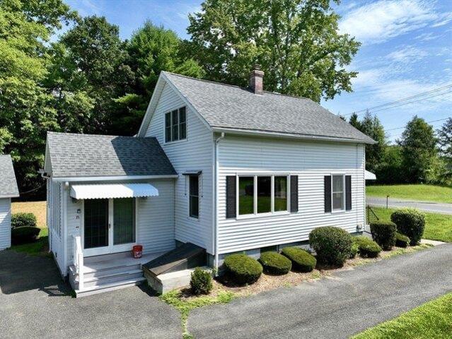 house with 2 bedroom, Hatfield MA ES105041826