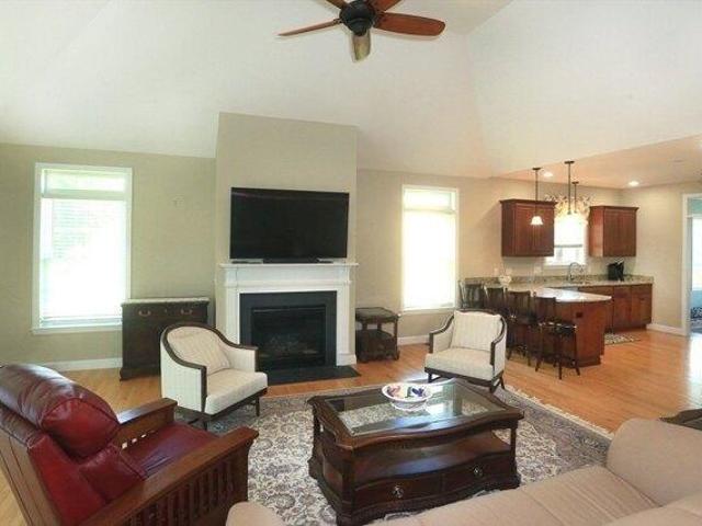 house with 2 bedroom, Haverhill MA ES104409052