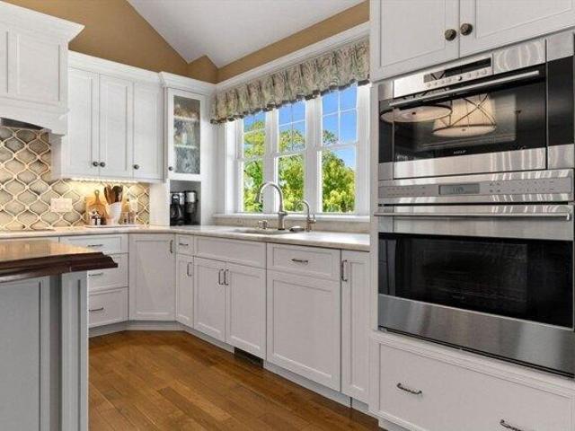 house with 2 bedroom, Haverhill MA ES104688467