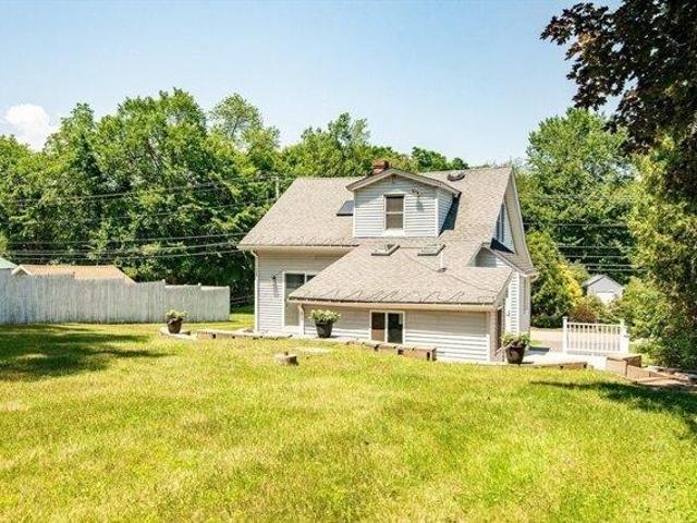 house with 2 bedroom, Haverhill MA ES104850307