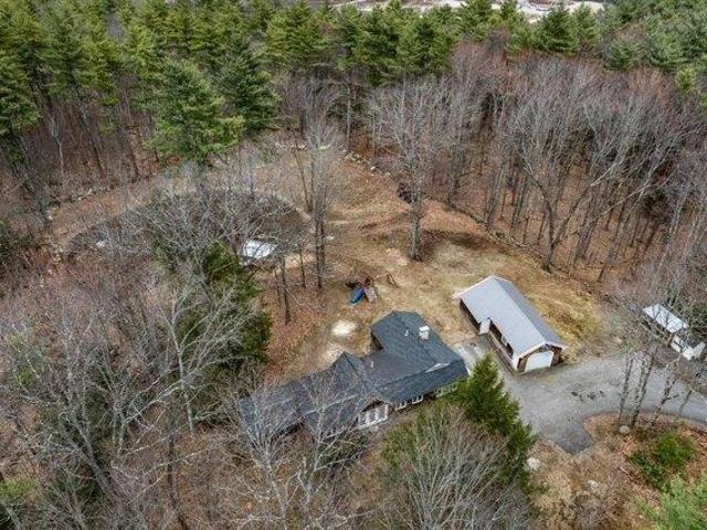 house with 2 bedroom, Henniker NH DLS101627431