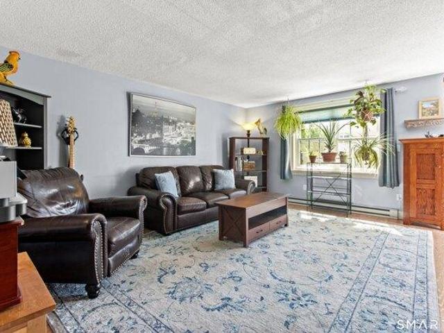 house with 2 bedroom, Hebron CT DLS103098732
