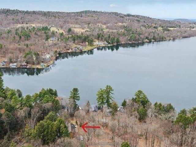 house with 2 bedroom, Hinesburg VT ES103071221