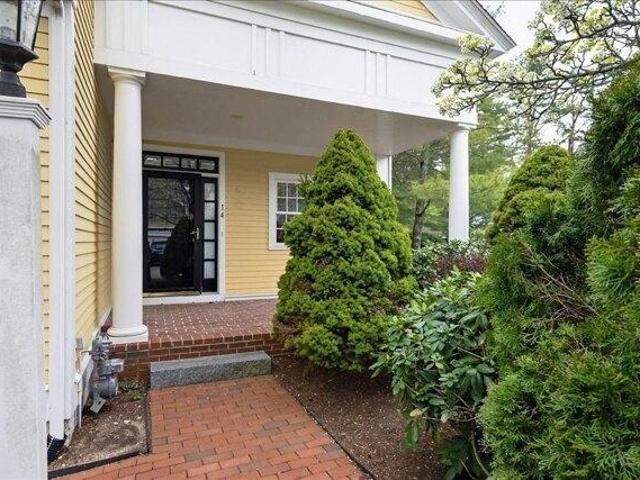 house with 2 bedroom, Hingham MA DS104115889