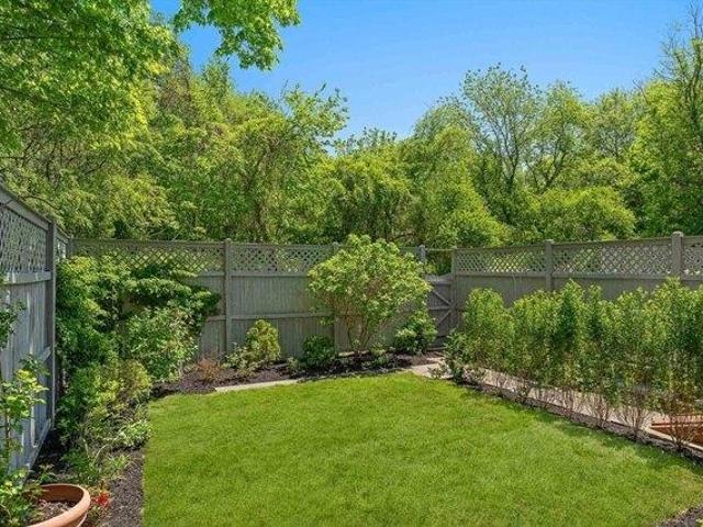 house with 2 bedroom, Hingham MA DS102825972