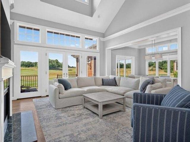 house with 2 bedroom, Hingham MA ES104922264
