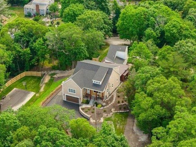 house with 2 bedroom, Hingham MA ES105124096