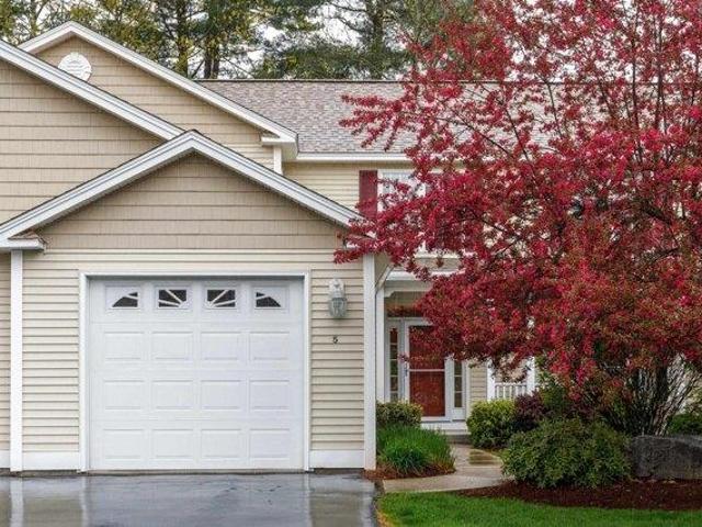 house with 2 bedroom, Hooksett NH DS103125345