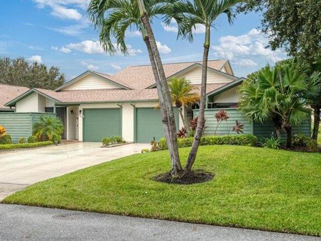 house with 2 bedroom, Hobe Sound FL DS88716129