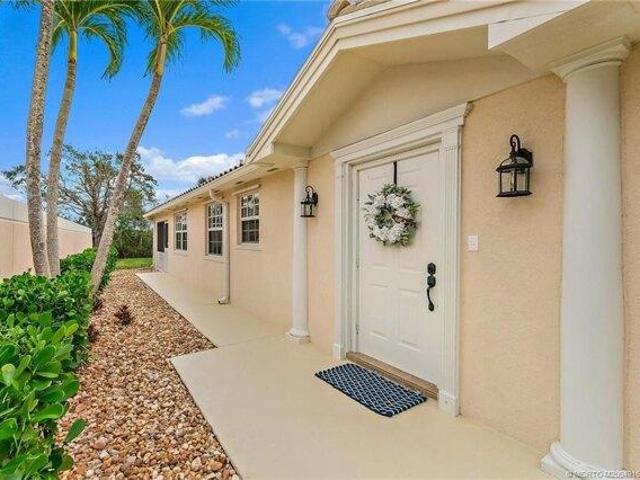 house with 2 bedroom, Hobe Sound FL ELS88393099