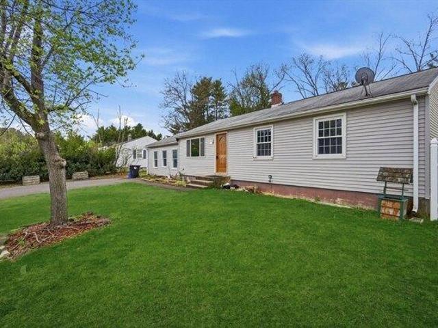 house with 2 bedroom, Holyoke MA ES104853123
