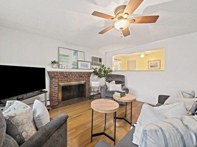 house with 2 bedroom, Holbrook MA ES105080455