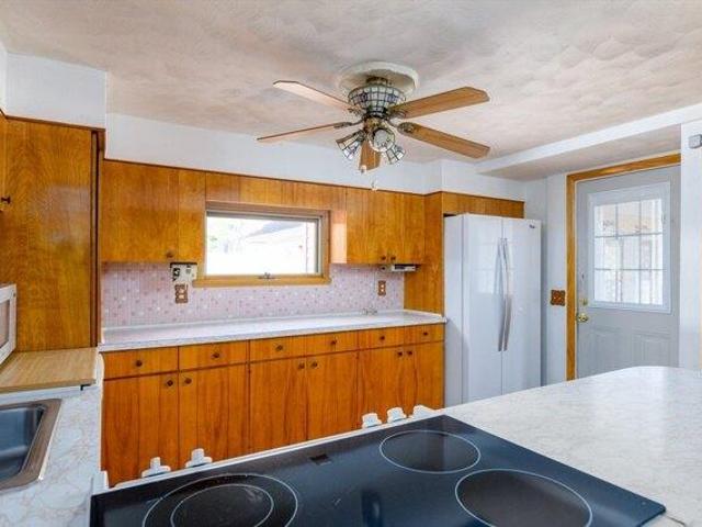 house with 2 bedroom, Holden MA DS102089382