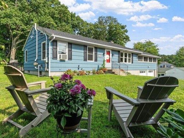 house with 2 bedroom, Holden MA ES105126549