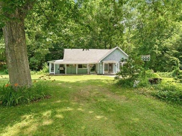 house with 2 bedroom, Holland MA ES105124575