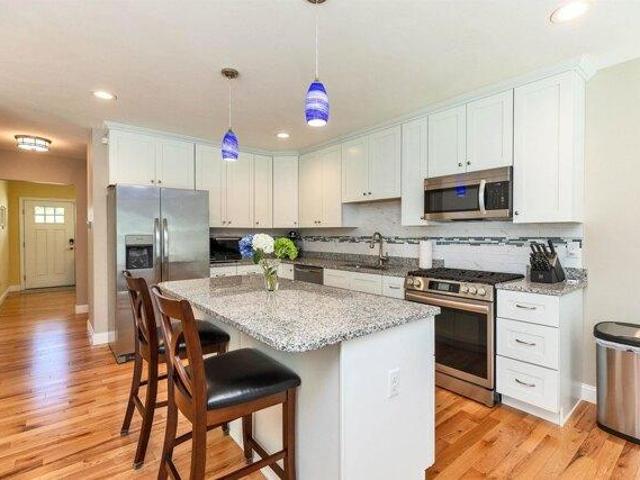 house with 2 bedroom, Hollis NH ES104010722