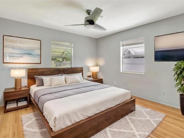 house with 2 bedroom, Hollywood Fl FL DS102660751