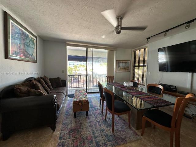 house with 2 bedroom, Hollywood Fl FL DS102661069