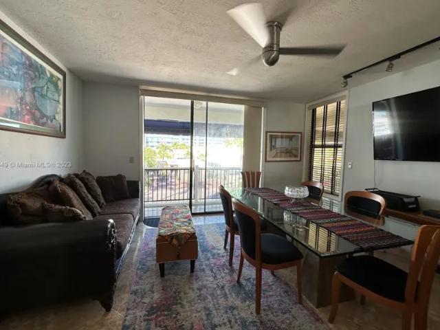house with 2 bedroom, Hollywood Fl FL DS102398587