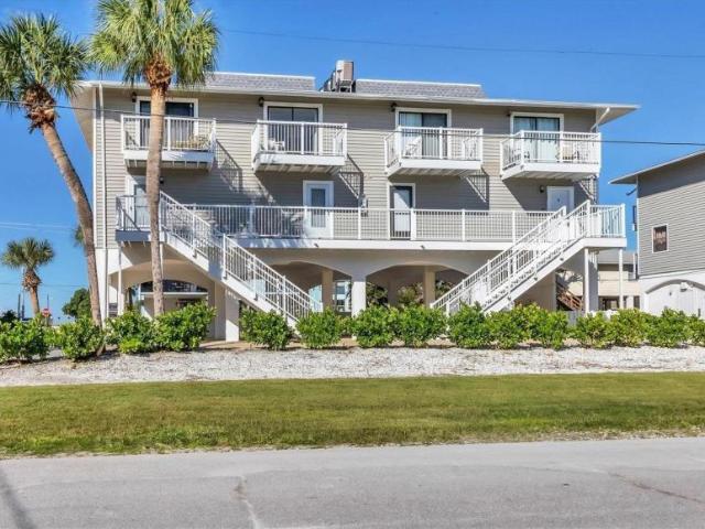 house with 2 bedroom, Holmes Beach FL DLS102659607