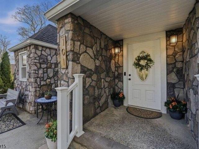 house with 2 bedroom, Hopatcong NJ DS102728699