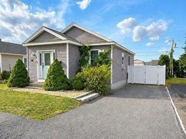 house with 2 bedroom, Hopedale MA DS103548433