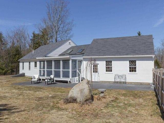 house with 2 bedroom, Hopkinton NH DS102344847