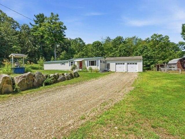 house with 2 bedroom, Huntington MA ES105205016
