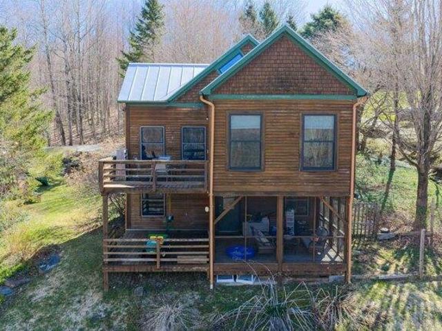 house with 2 bedroom, Huntington VT DLS102824212