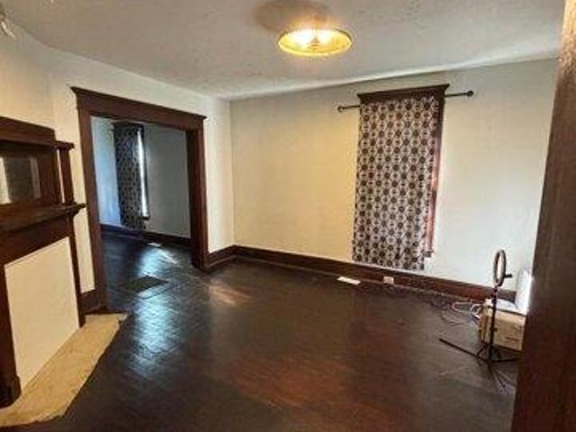 house with 2 bedroom, Huntington WV ES88858026