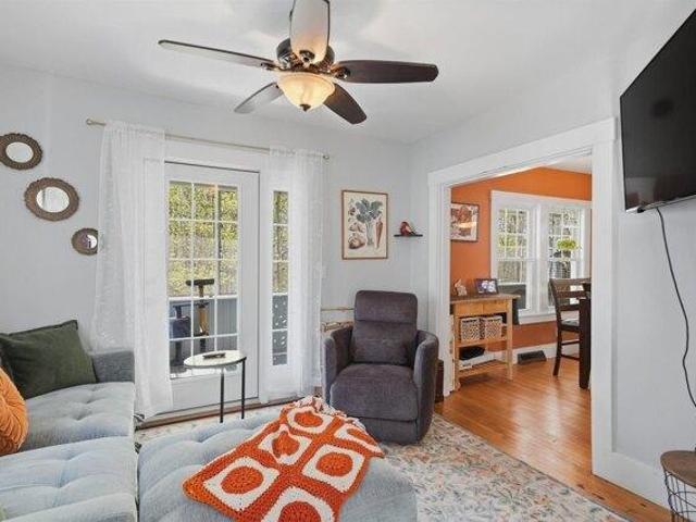 house with 2 bedroom, Hudson NH ES103019214