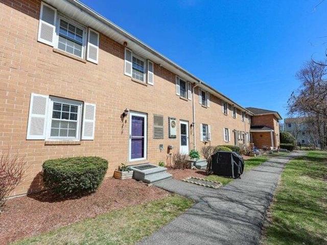 house with 2 bedroom, Hudson NH ES105173892