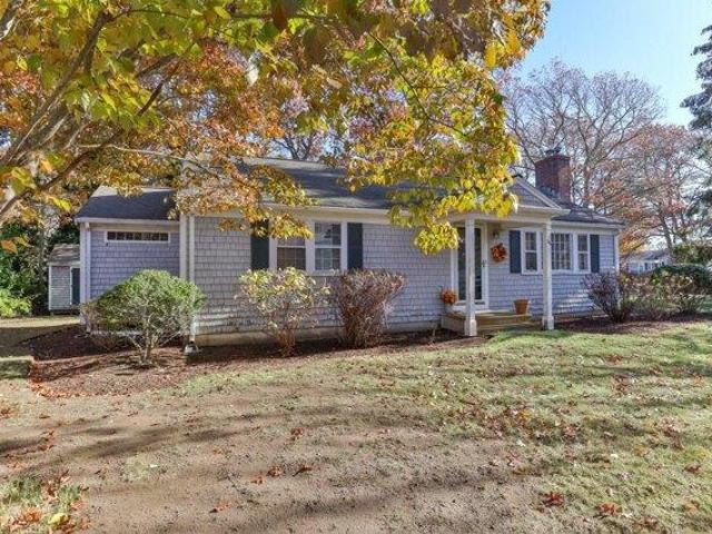 house with 2 bedroom, Hyannis MA DLS102120768