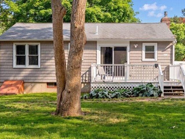 house with 2 bedroom, Hyannis MA ES104264695