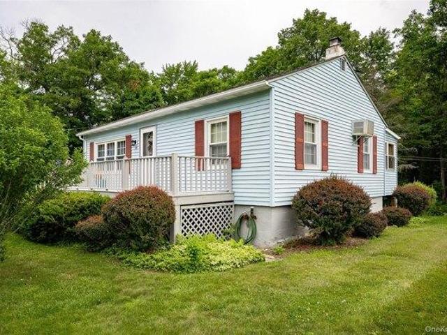 house with 2 bedroom, Hyde Park NY ES104904338