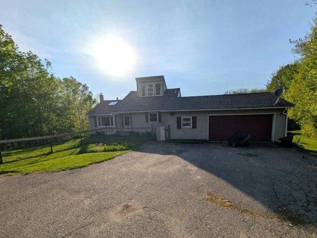 house with 2 bedroom, Hyde Park VT DS102560787