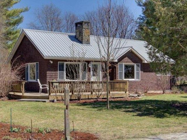 house with 2 bedroom, Isle La Motte VT DS104152501