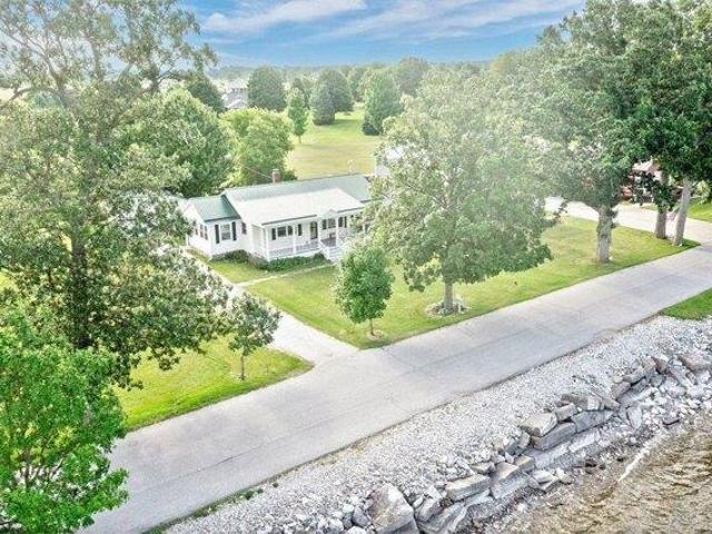 house with 2 bedroom, Isle La Motte VT ES104352223