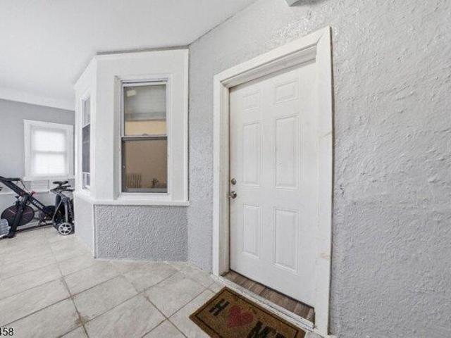 house with 2 bedroom, Irvington NJ ES104352297