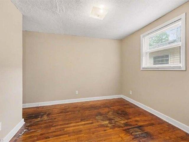 house with 2 bedroom, Jamestown NC ES104908886