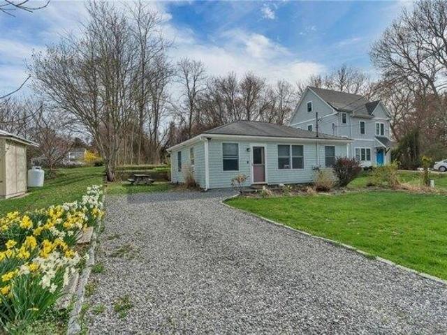 house with 2 bedroom, Jamestown RI DS102216066