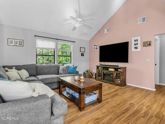 house with 2 bedroom, Jackson NJ DS102313737