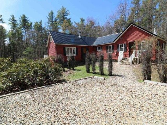 house with 2 bedroom, Jaffrey NH DLS102282434