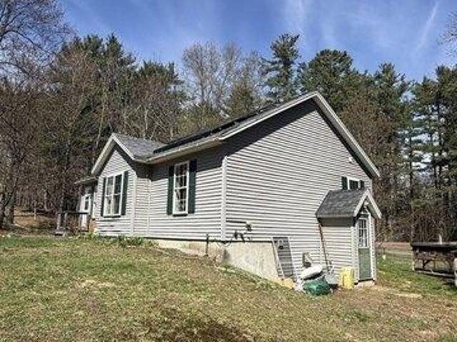 house with 2 bedroom, Jaffrey NH ES103497007