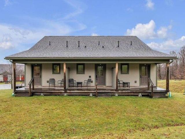 house with 2 bedroom, Jay VT DS102257833