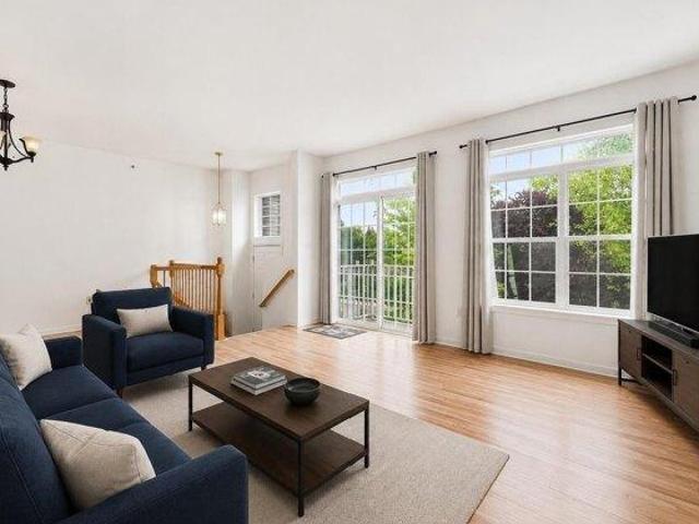 house with 2 bedroom, Jersey City NJ ES104189625